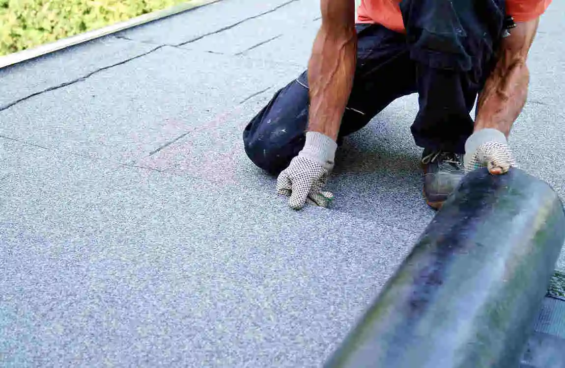 How to Install Felt Roof on Your House: Easy DIY Guide Homeowners ...